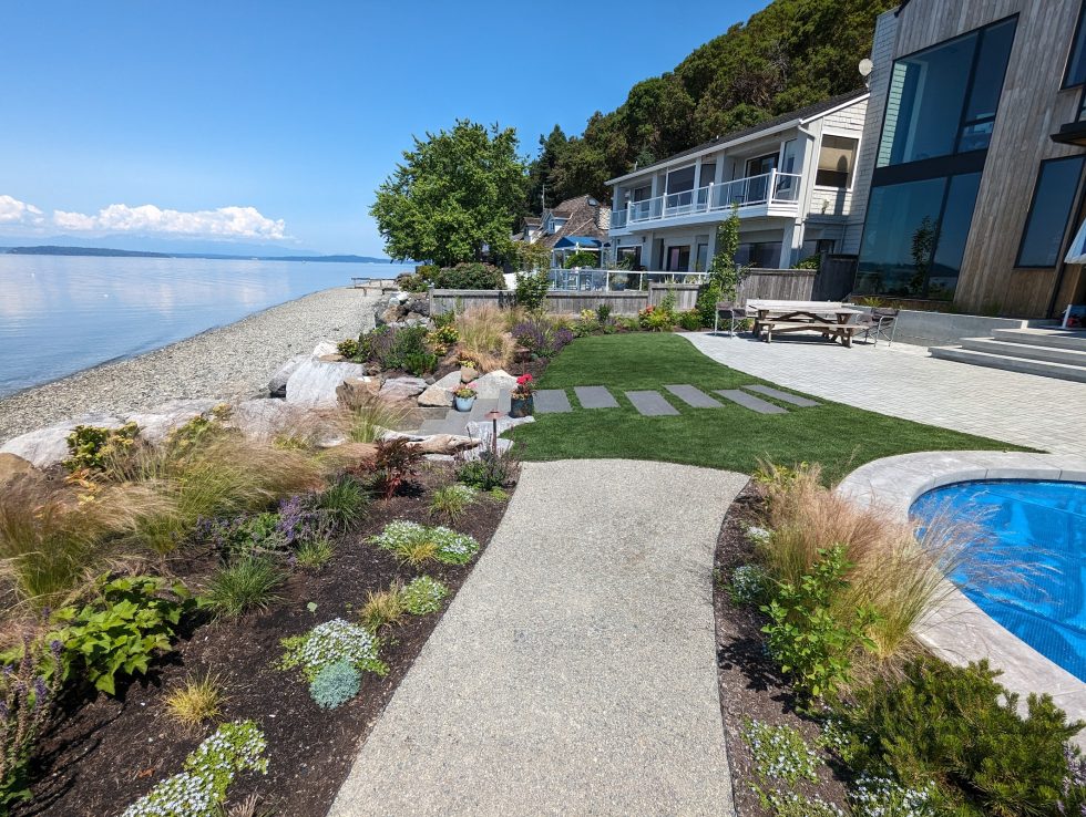 Landscape Construction - Brookstone